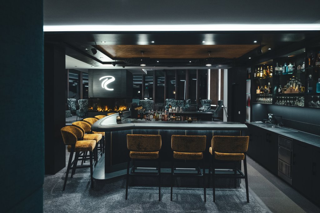 Blue Birdie Bar | Golf bar - Ski- & Golfresort Hotel Riml