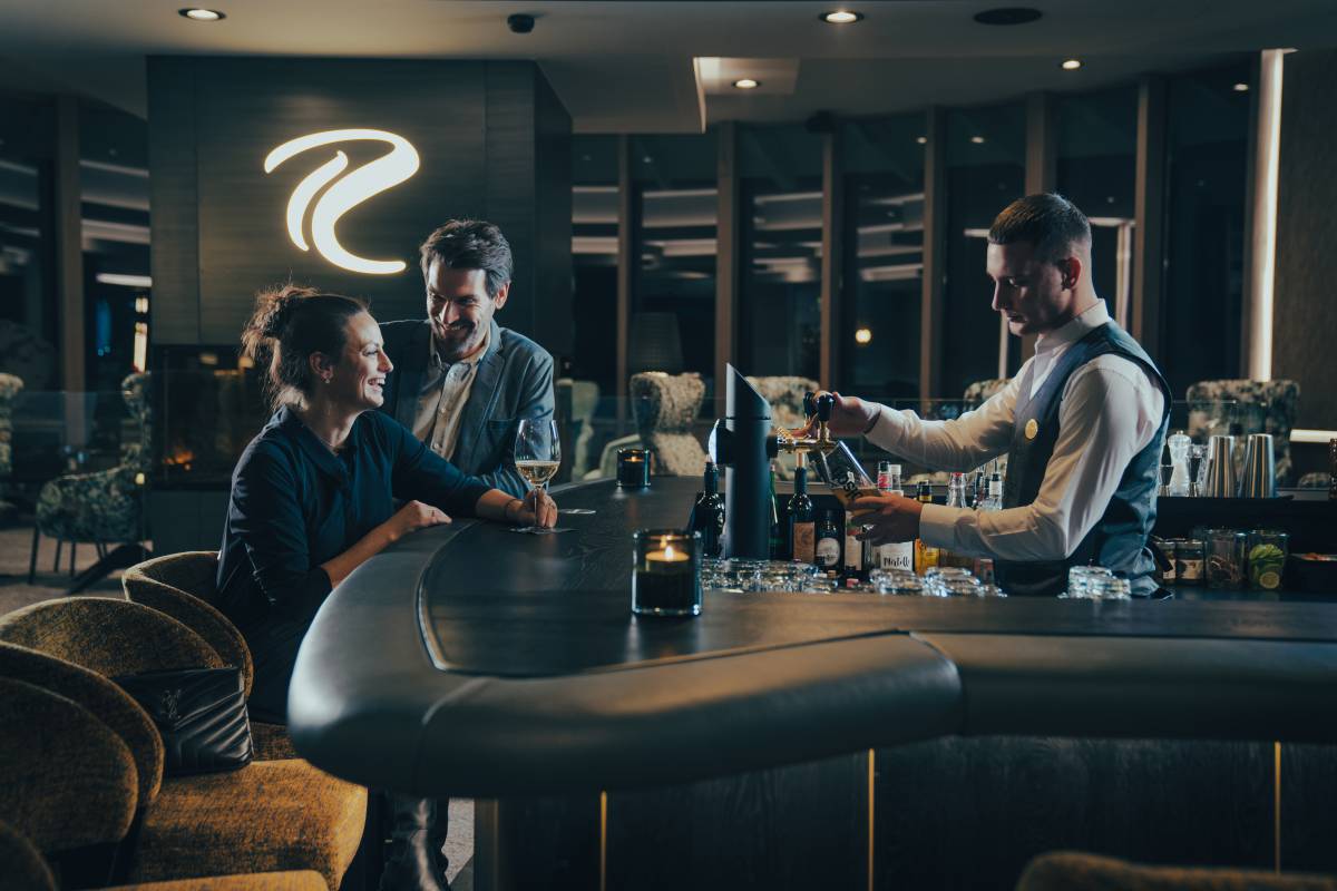 Blue Birdie Bar | Golf bar - Ski- & Golfresort Hotel Riml